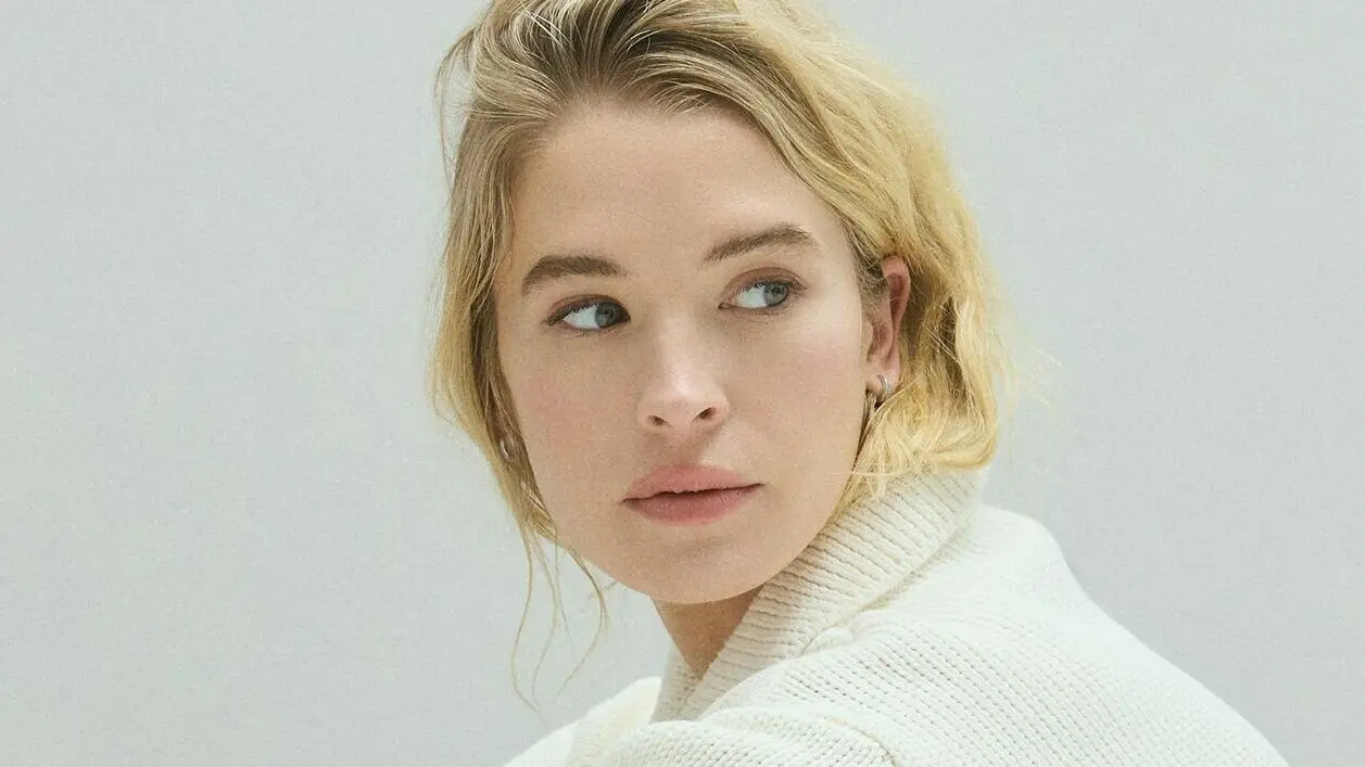 Amanda Lougee: Age, Height, Wiki, Bio, Net Worth, and Boyfriend | GMRU